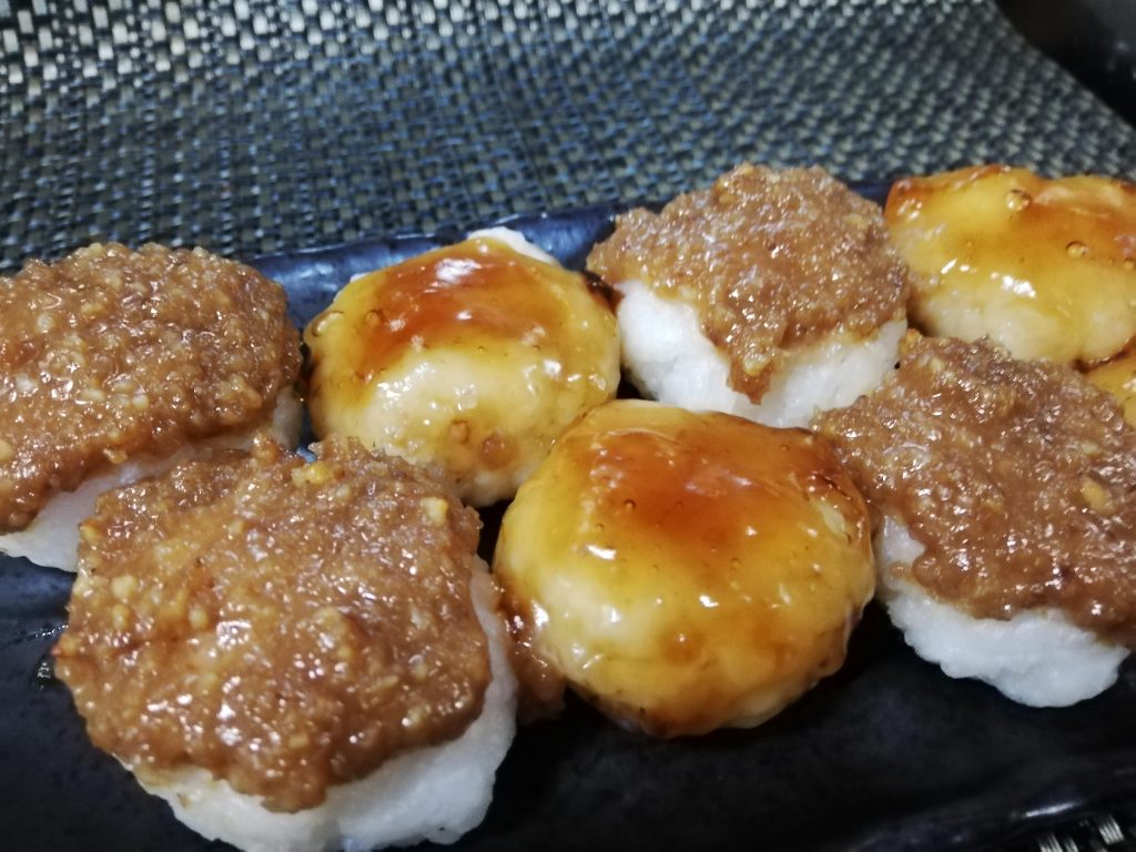 I made a my own recipe of “Gohei Mochi”. | MeguMogu Kitchen メグモグキッチン